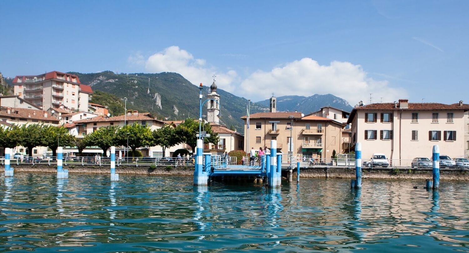 Il nucleo storico di Castro - Visit Lake Iseo Portale Ufficiale turismo ...